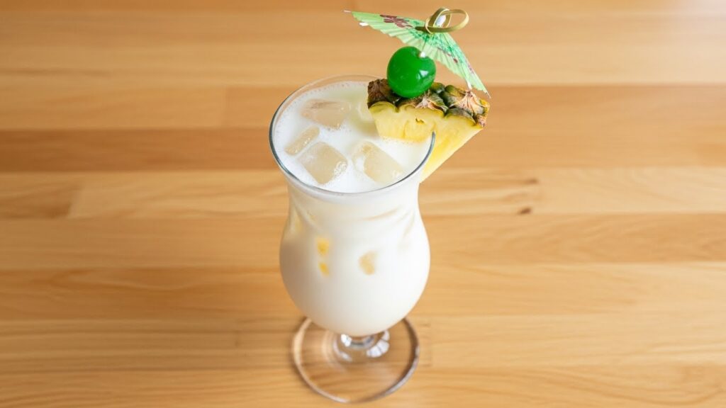 Piña colada sem álcool: sem açúcar e baixo em calorias